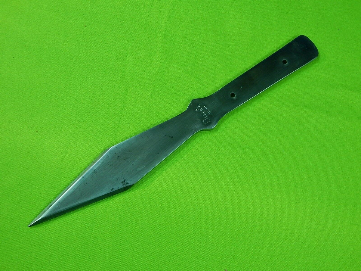 flat throwing knife