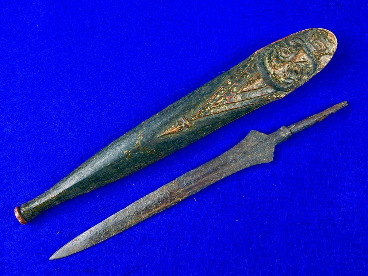 indonesian dagger