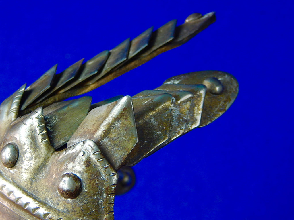 Antique Old 16-17 Century Pair of Armored Armor Fingered Gauntlets Gau ...