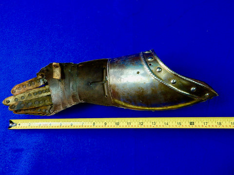 Antique Old 16-17 Century Pair of Armored Armor Fingered Gauntlets Gau ...