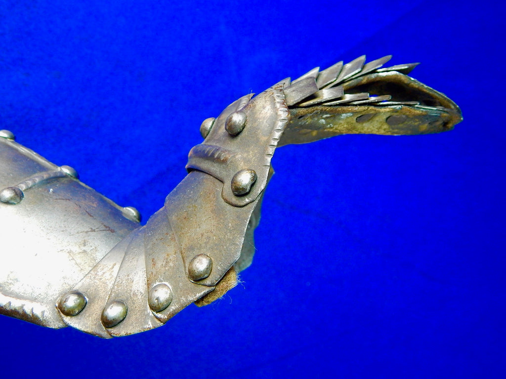 Antique Old 16-17 Century Pair of Armored Armor Fingered Gauntlets Gau ...