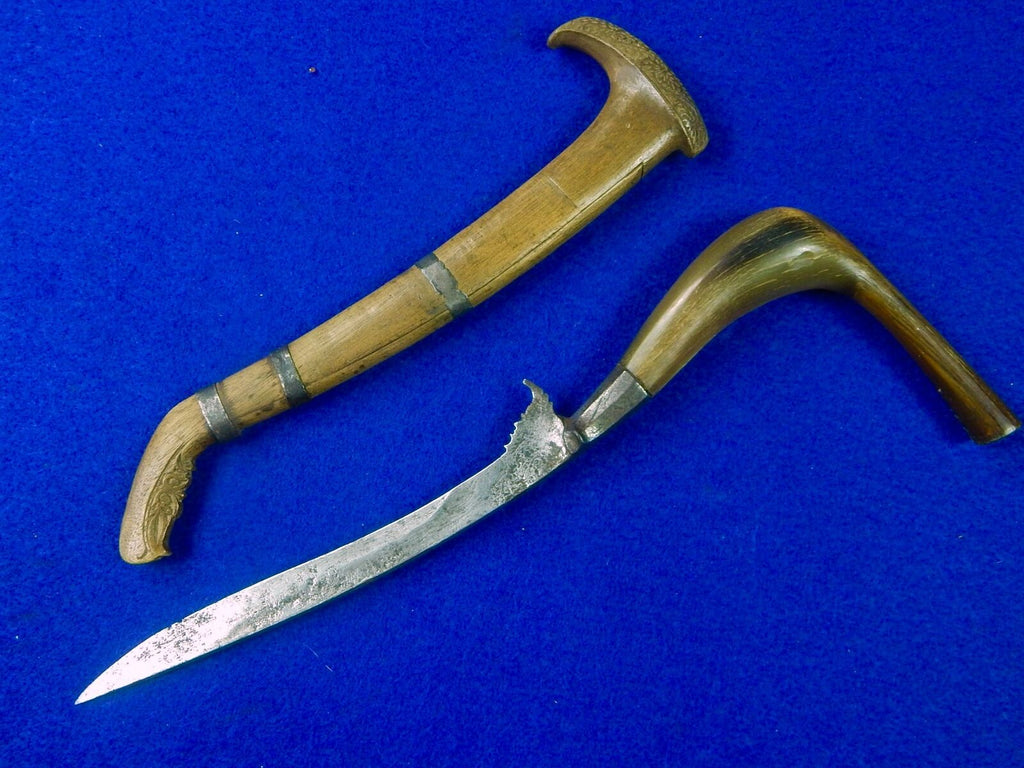 Antique Old Indonesia Indonesian Damascus Blade Hunting Fighting Knife ...