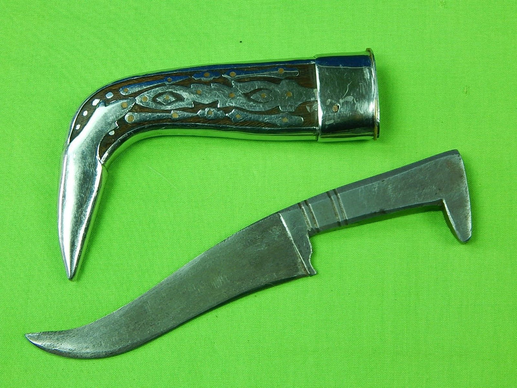 Curved Dagger