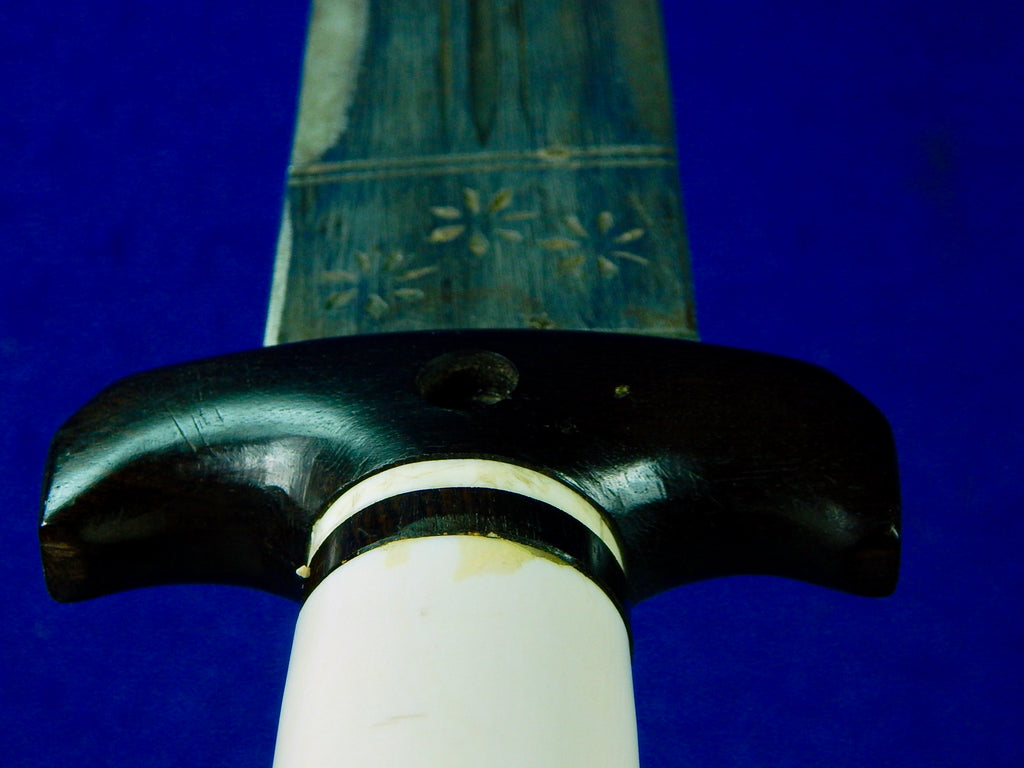 Vintage Old African Africa Engraved Short Sword w/ Scabbard – ANTIQUE ...