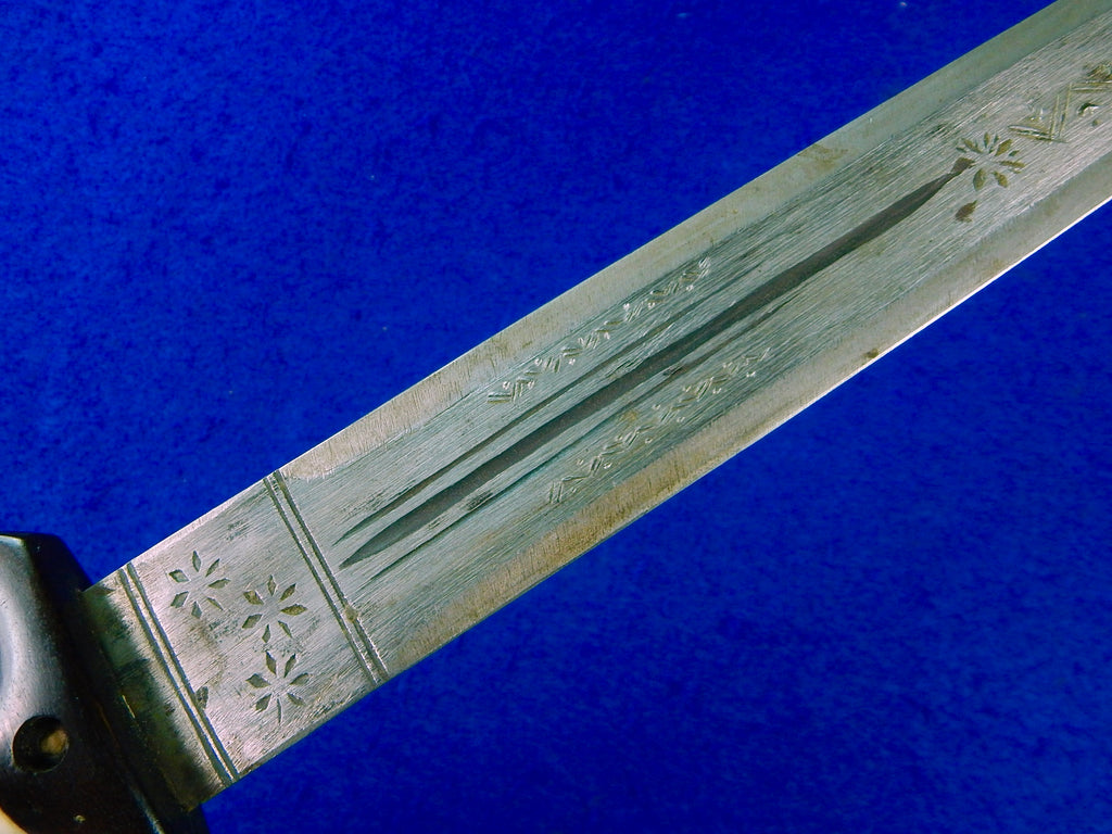 Vintage Old African Africa Engraved Short Sword w/ Scabbard – ANTIQUE ...
