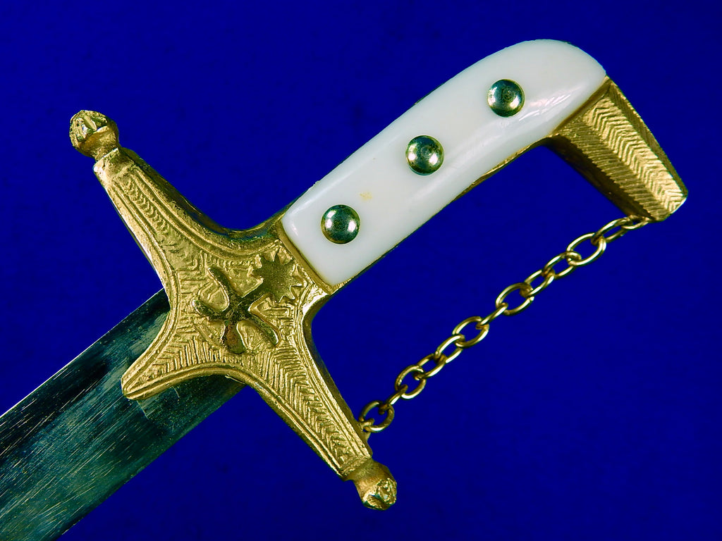 Vintage Saudi Arabia Arabian Presentation Sword Saber w/ Scabbard ...